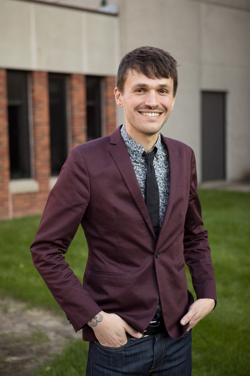 Q&A with Chris Stedman '08 about life online and his new book - Alumni ...