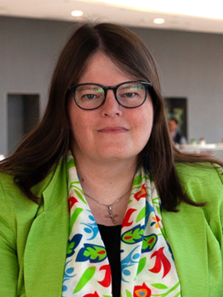 Alumni spotlight: A global peacemaker - Augsburg Now